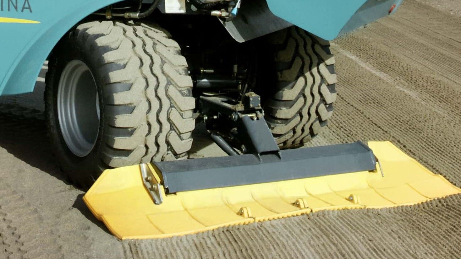 BeachTech Marina: Multifunctional beach cleaner