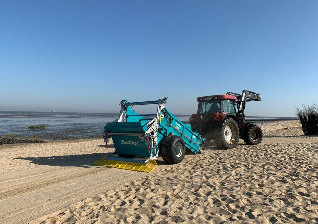 Beach cleaning machines since 1991 by BeachTech