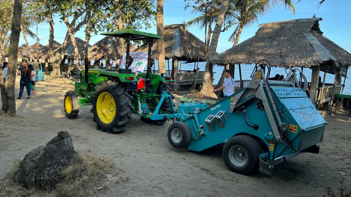 Beach cleaning machines since 1991 - BeachTech
